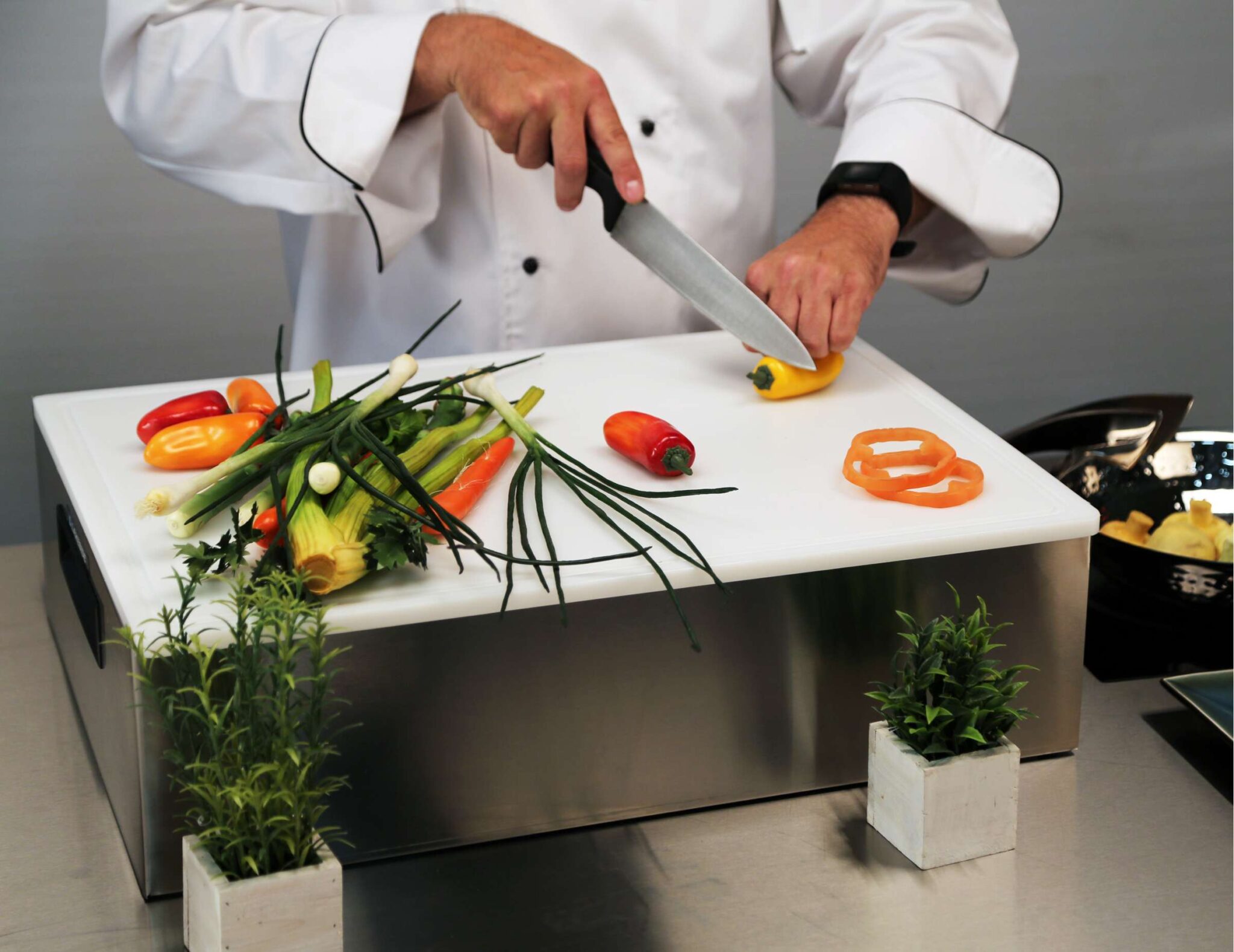 Geneva 79555 Action Station with Cutting Board and Riser, Spot Welded ...