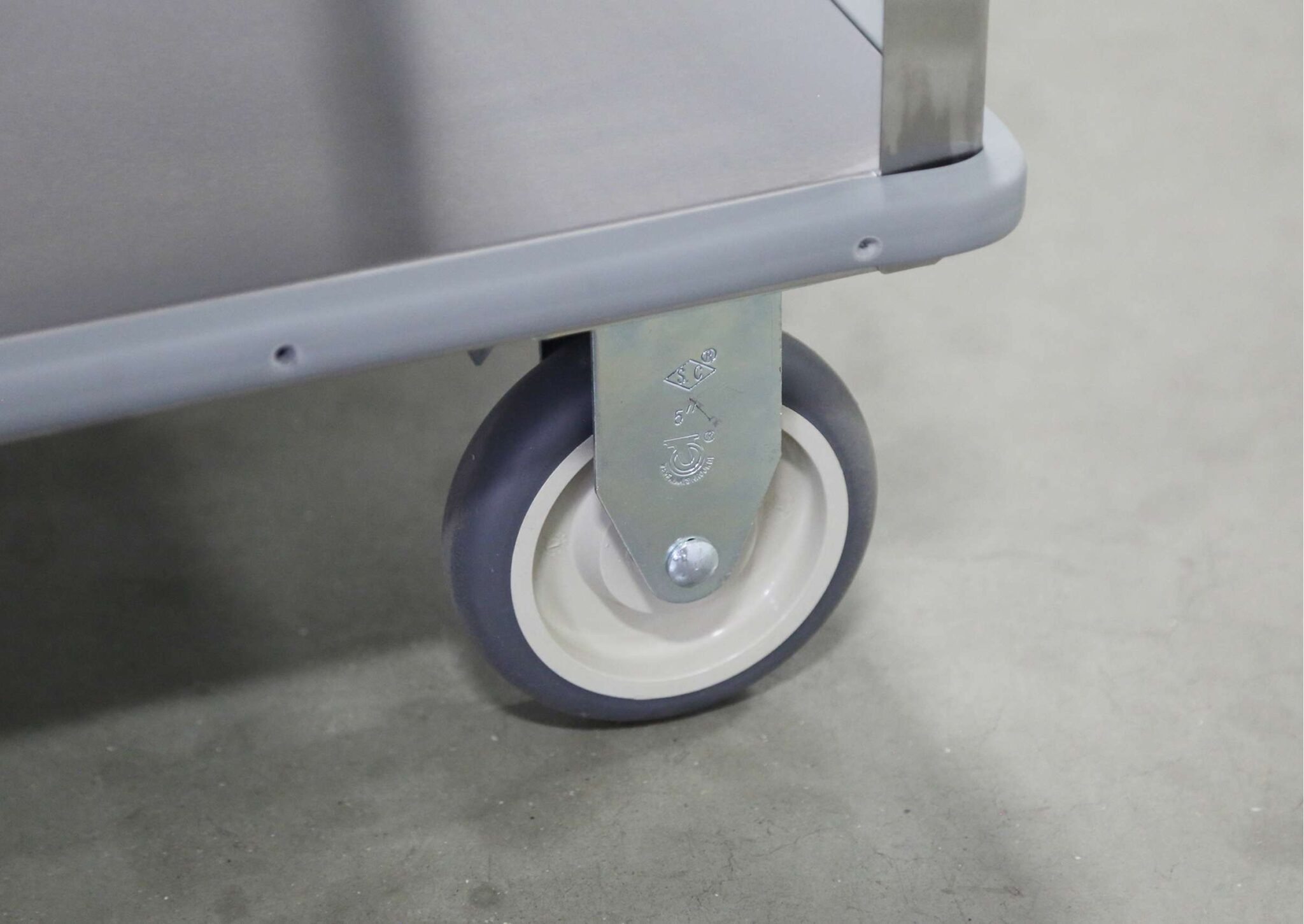 Multi-Shelf Utility Carts - Lakeside Foodservice