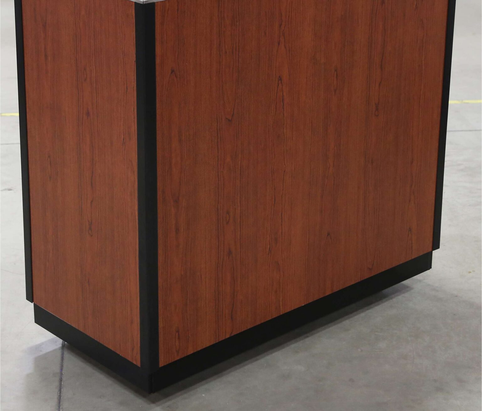 Lakeside 4612 Bussing Station with Laminate Finish, 4 Tub Capacity ...