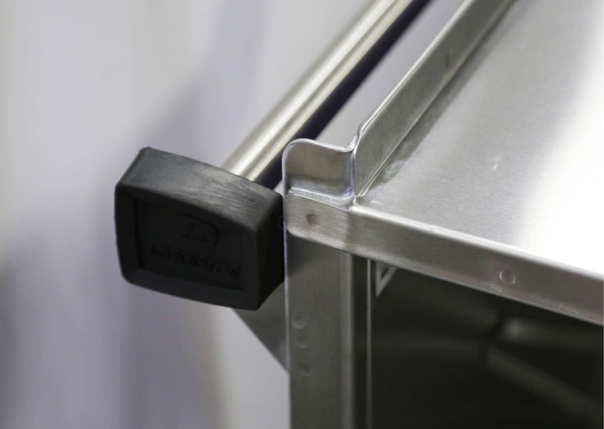 Lakeside 790 Enclosed Bussing Cart with Stainless Steel Ledge Rods for ...