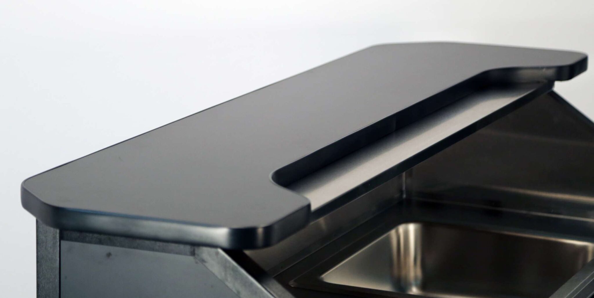 Lakeside 886 Portable Beverage Bar with (2) 40-Lb. Ice Bins, (2) Speed ...