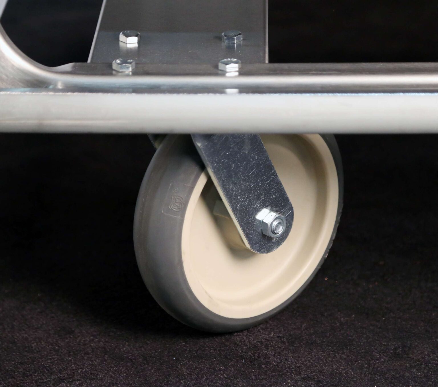 Lakeside B588 Soiled Dish Breakdown Cart with (2 Flat, 2 Angled) 28 x ...