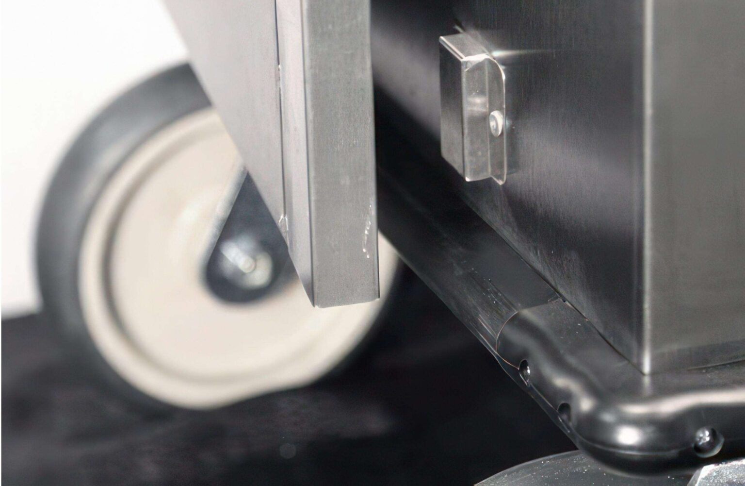 DCD Tray Delivery Carts - Lakeside Foodservice