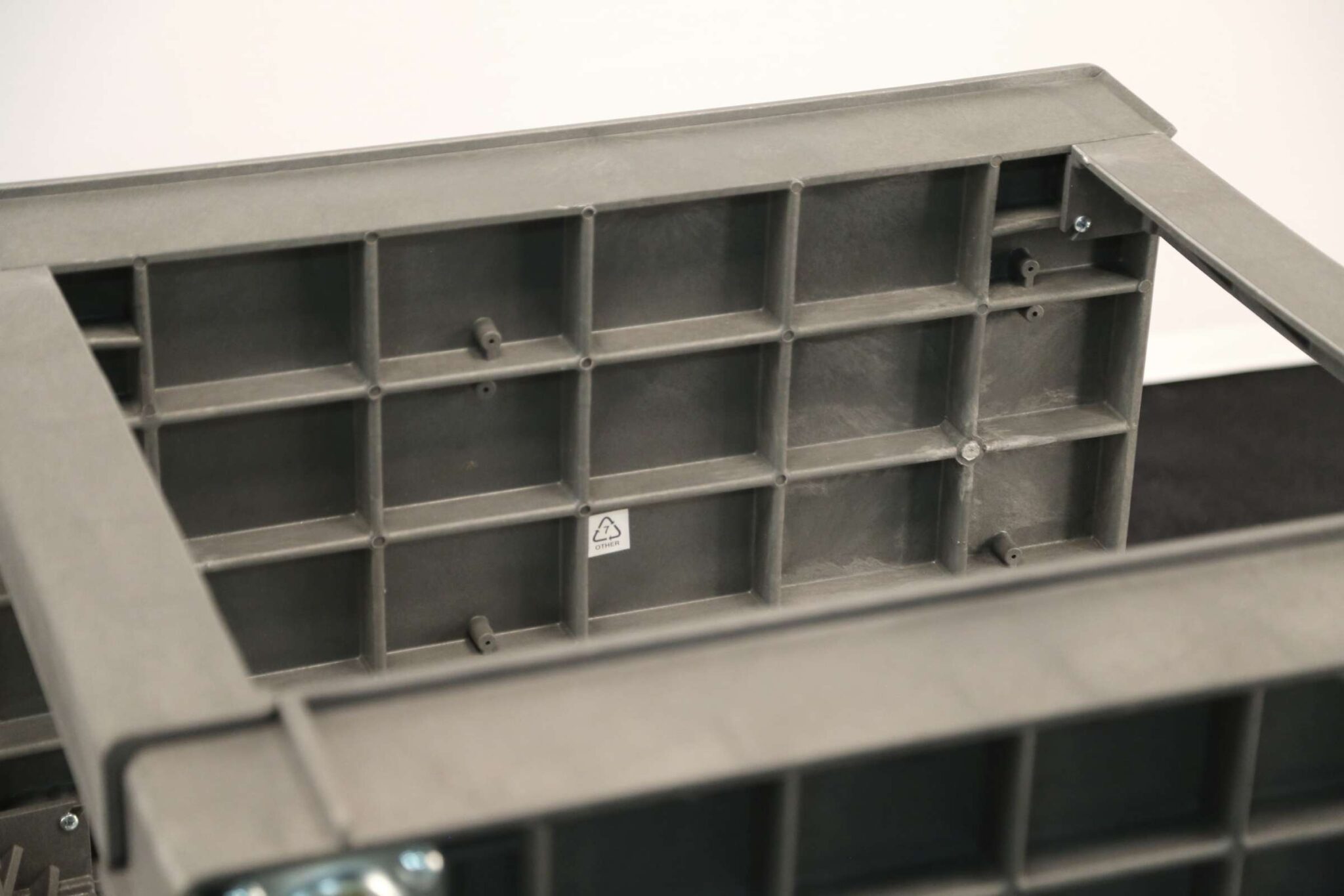 Lakeside 2523 Plastic Utility Cart with Deep Well Shelves, 2 Shelf: 24 ...